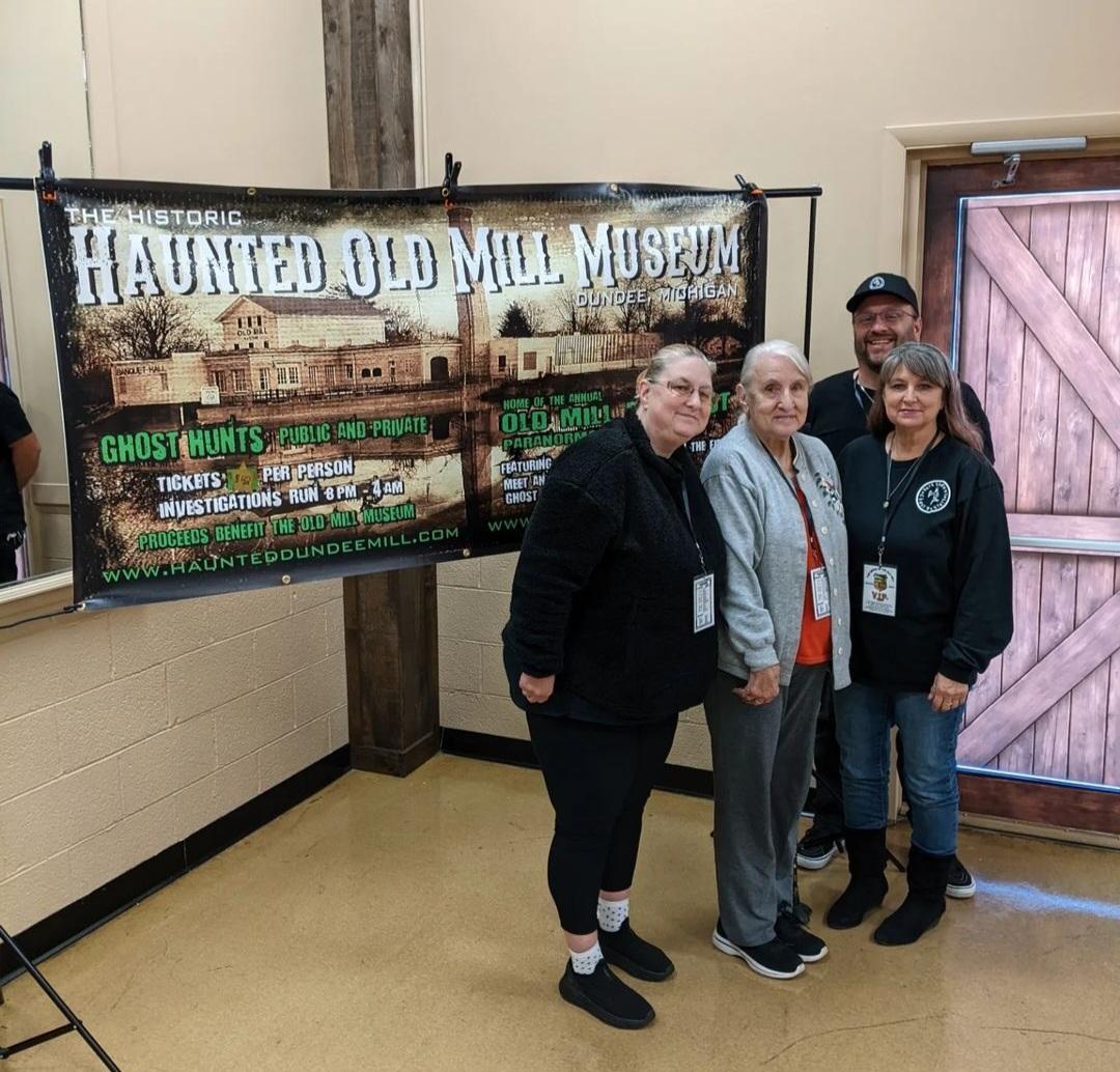 Dark shadows Mi. ghost hunters